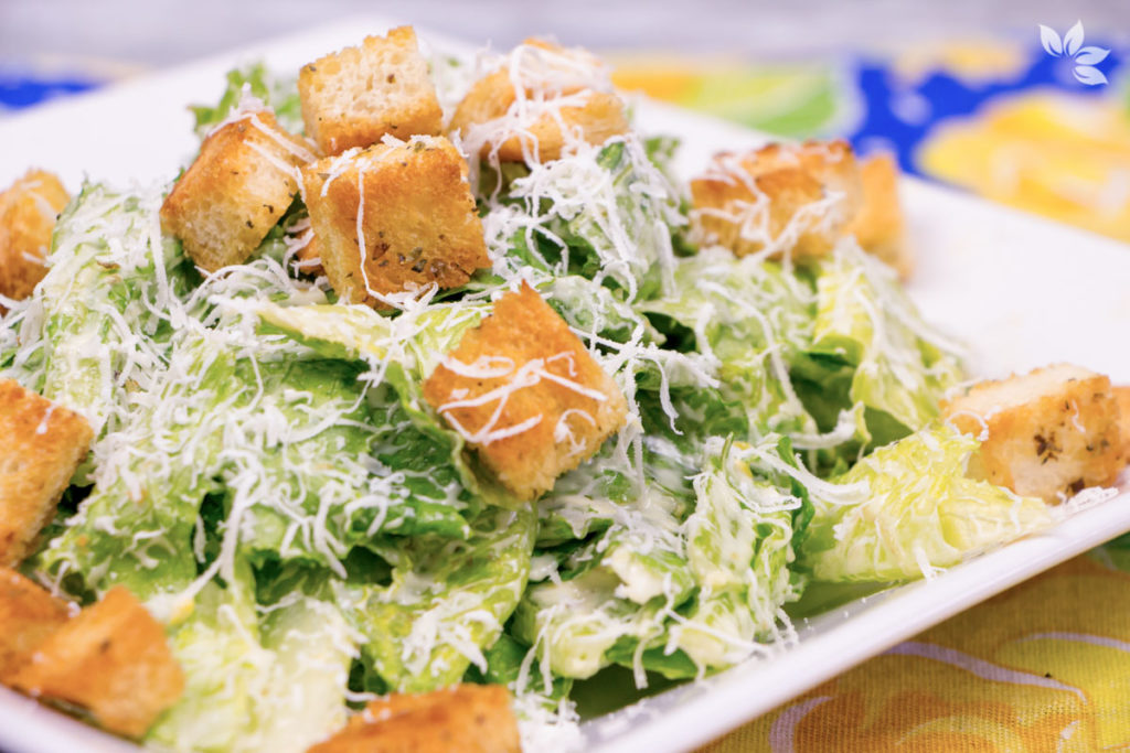 Salada Caesar - Caesar Salad - A receita tradicional.